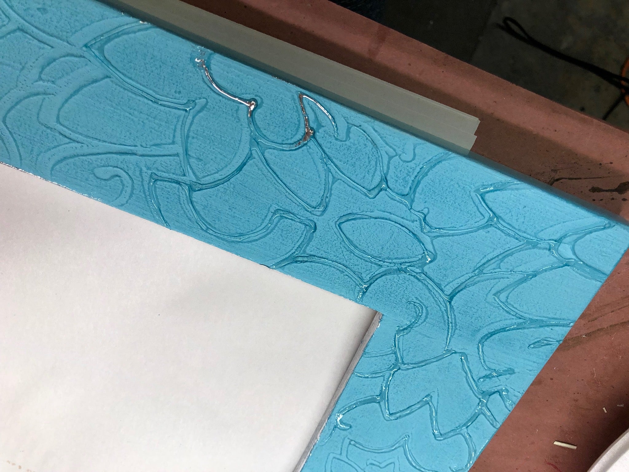 Lotus Liquid Metal Frame – Artistic Painting Studio